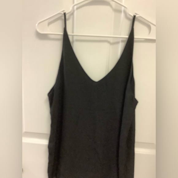 Stella Luce | Tops | Stella Luce Spaghetti Strap V Neck Camisole Size M ...